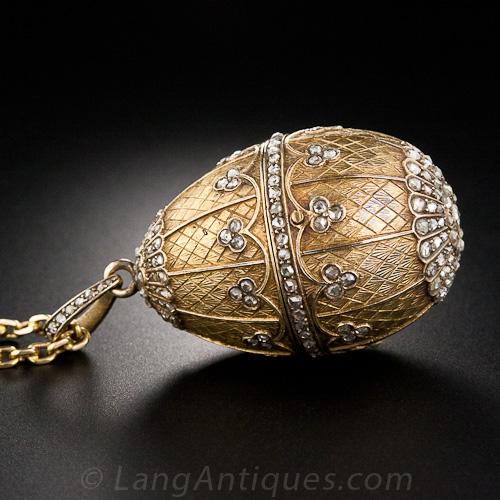 Antique Gold Egg Locket