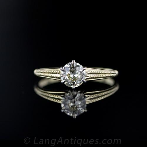Antique Style Diamond Solitaire
