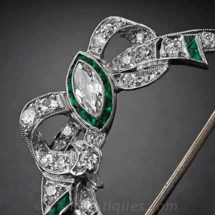 Art Deco Diamond Circle Pin