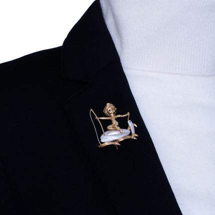 Ruser Freshwater Pearl Fisher Boy Brooch