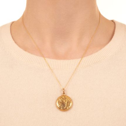 Victorian Engraved Circle Locket
