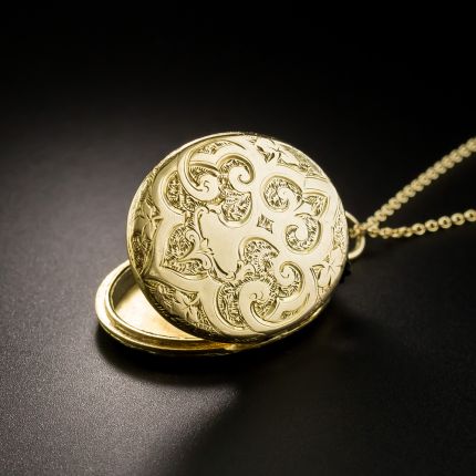Victorian Engraved Oval Locket