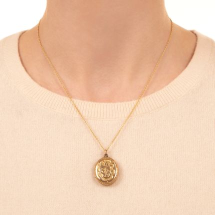 Victorian Oval Engraved 'Book' Locket