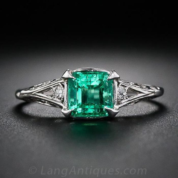 Platinum emerald ring store