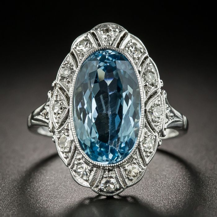 Vintage platinum aquamarine ring store