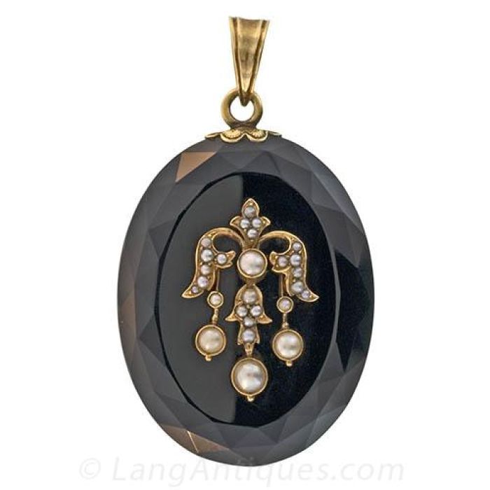 Black locket store