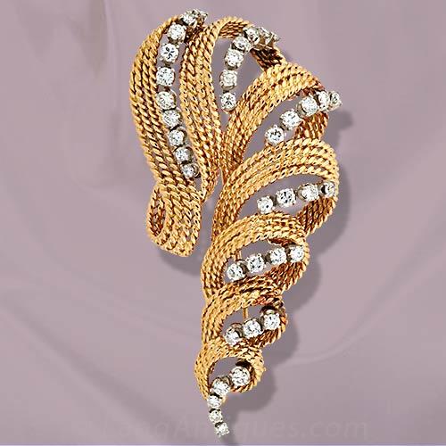 Diamond Shell Motif Pin