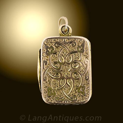 Victorian Engraved Gold Locket