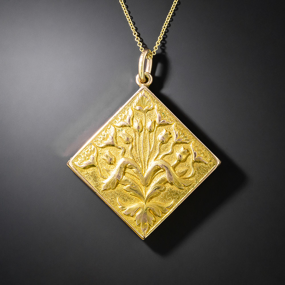 Victorian Tulip Motif Double Sided Locket